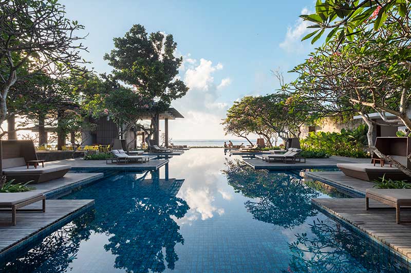 Tree-Bar-Maya-Sanur - Exquisite Taste Magazine