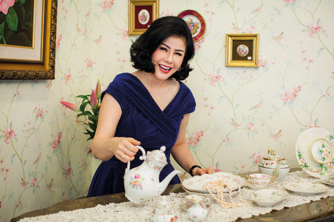 Desiree Sitompoel - Exquisite Taste Magazine