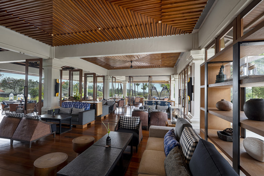 Veranda Lounge & Bar at Grand Hyatt Bali - Exquisite Taste Magazine