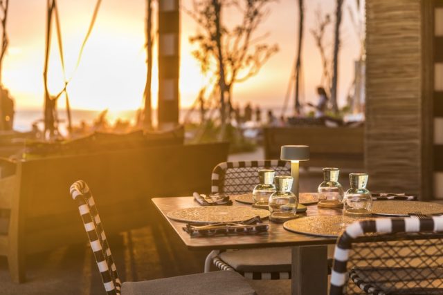 COMO Beach Club Meets Carbon Jakarta - Exquisite Taste Magazine