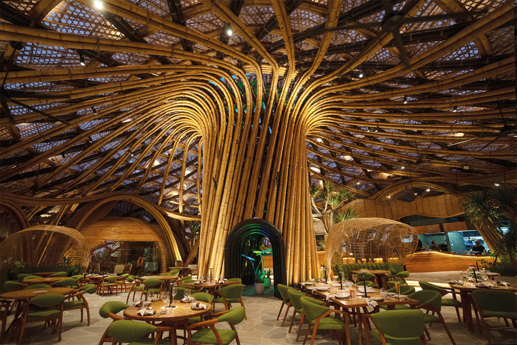 New Tables Bali: LUNA Beach Club - Exquisite Taste Magazine